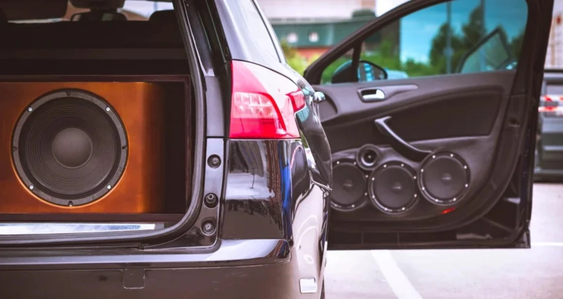 Which is the Best Music System For Car?